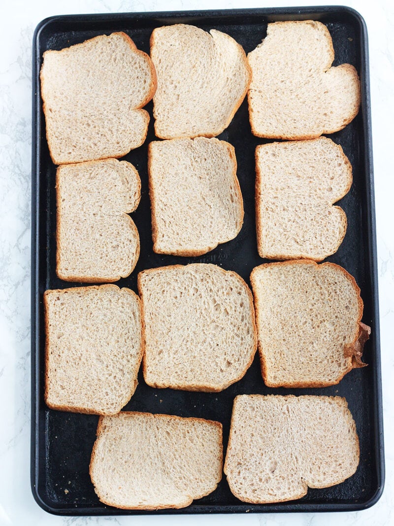 How to Make Plain and Seasoned Bread Crumbs | The Cooking Bride